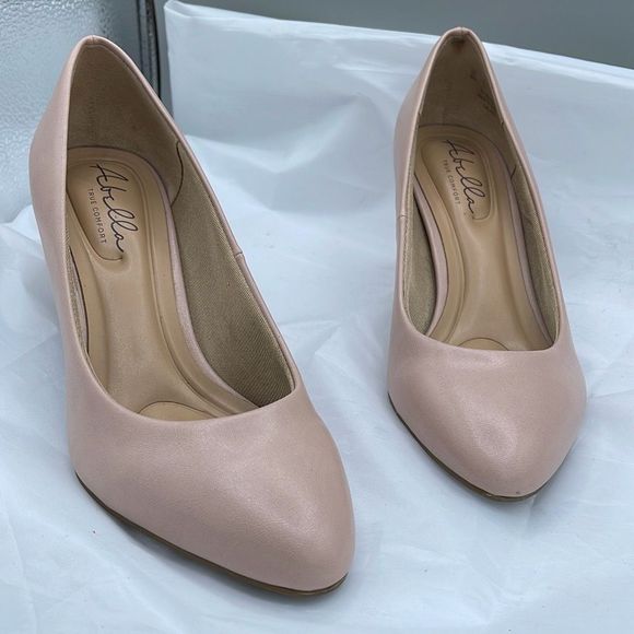 Abella | Shoes | Abella Size 8 Soft Pink Heels By Rockport | Poshmark